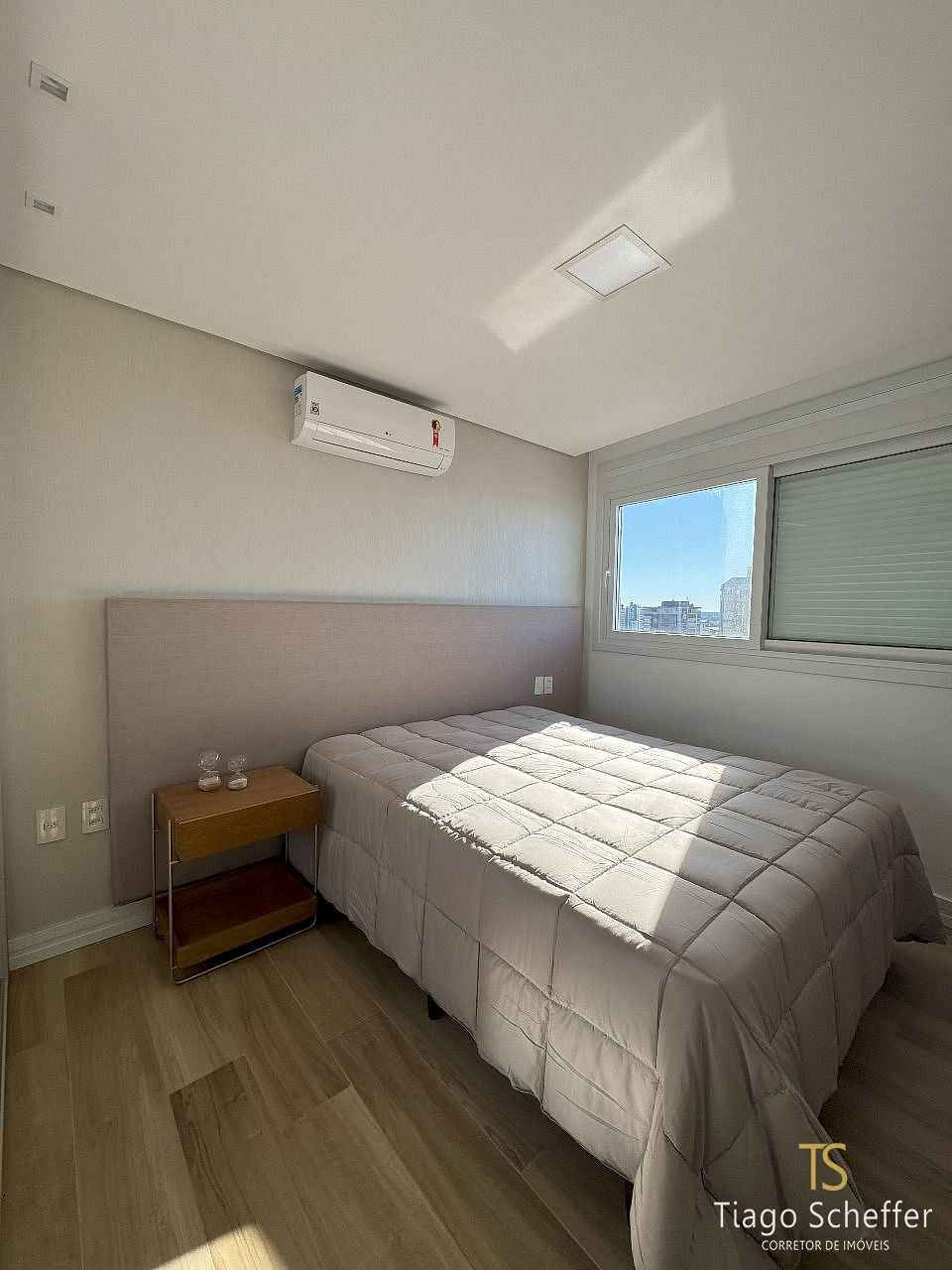 Apartamento no Edifício Infinity à Venda em Torres - Edifício Infinity